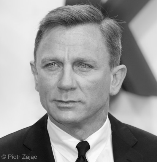 Monochromatic portraits of Daniel Craig | JAMES BOND