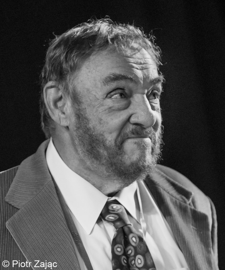 John Rhys Davies | JAMES BOND
